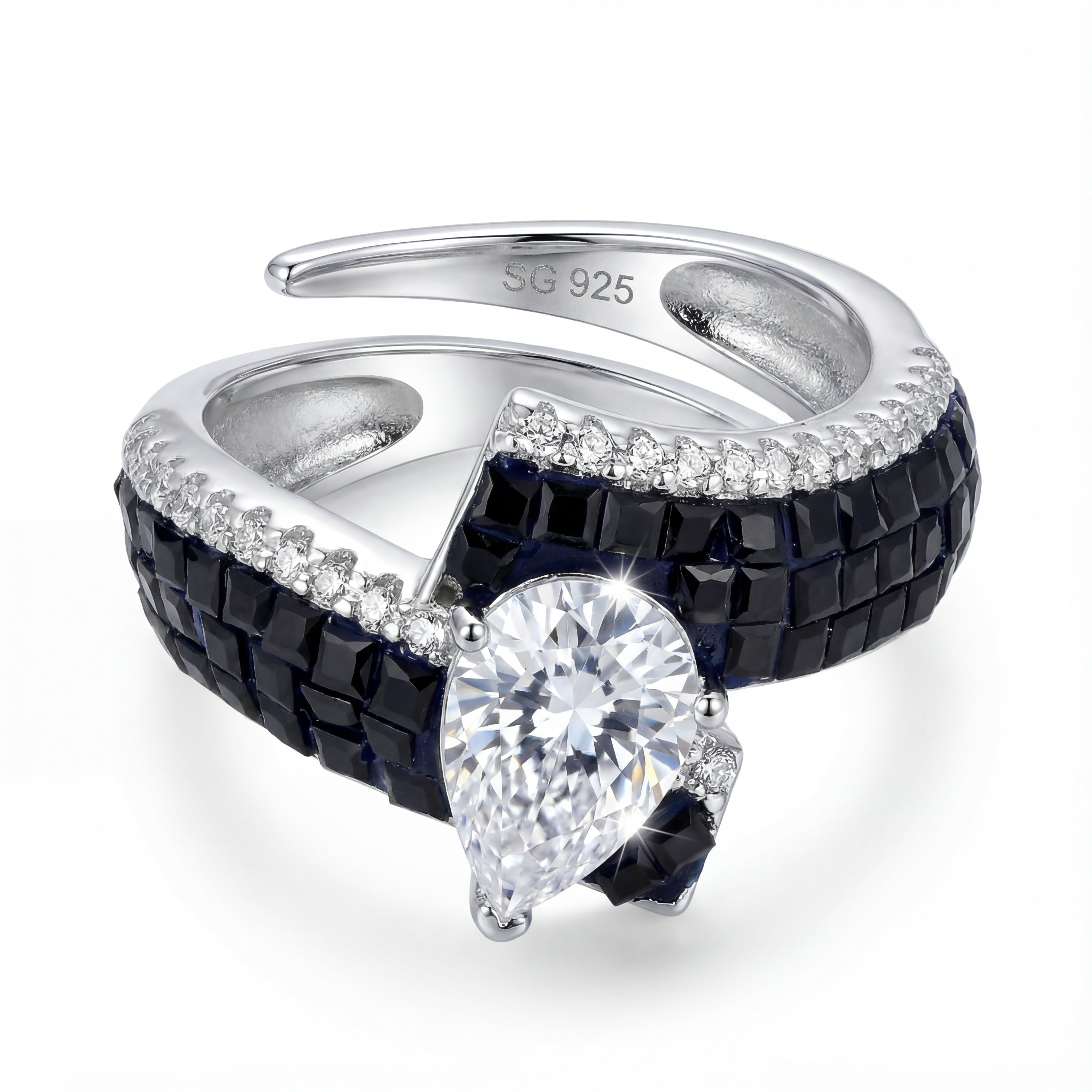 Zaffiro Ring – Gehnaz